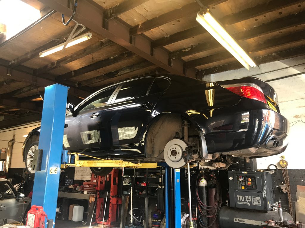 servicing - Victoria Motors